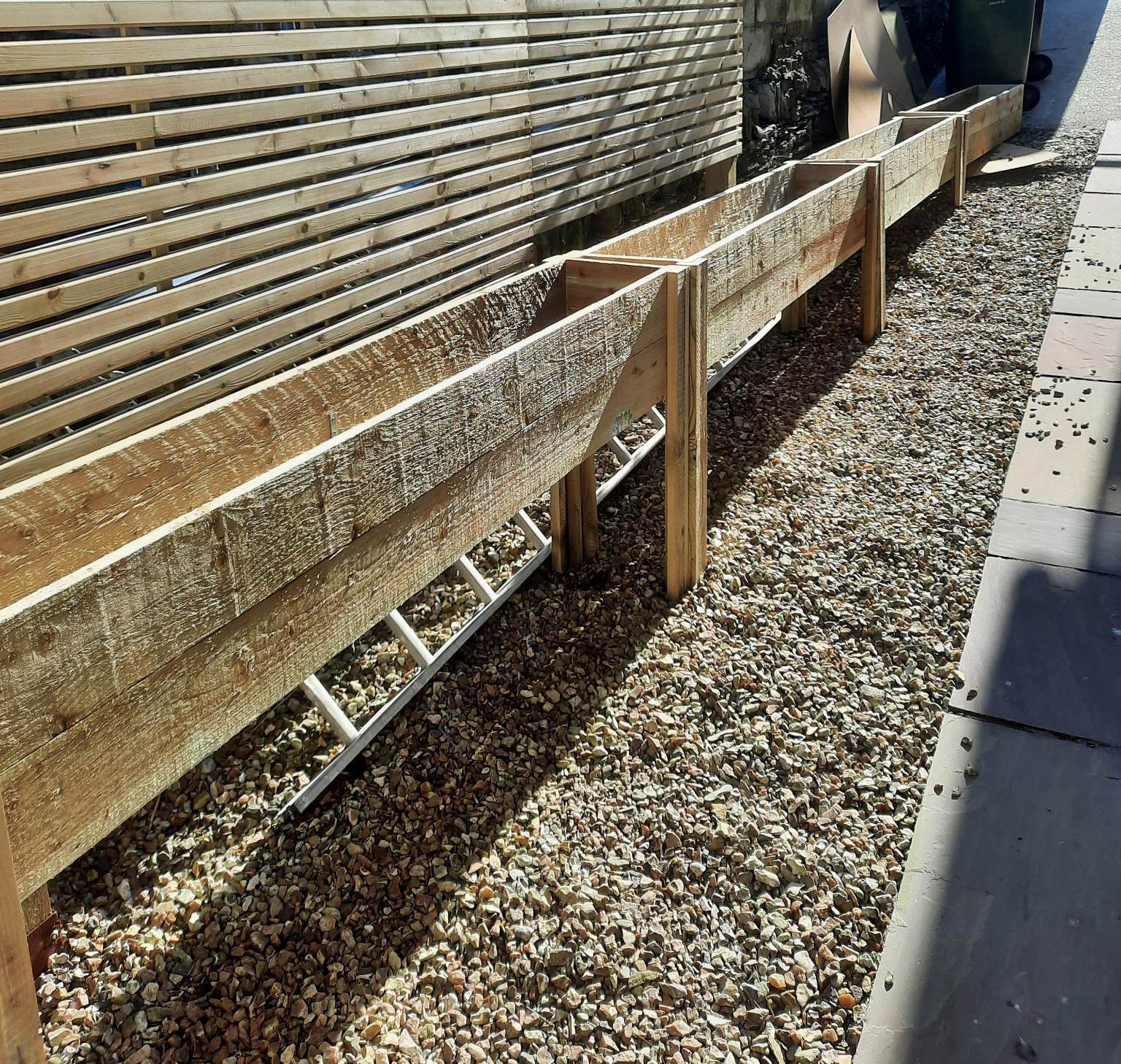 Business Services - Garden Troughs and Planters